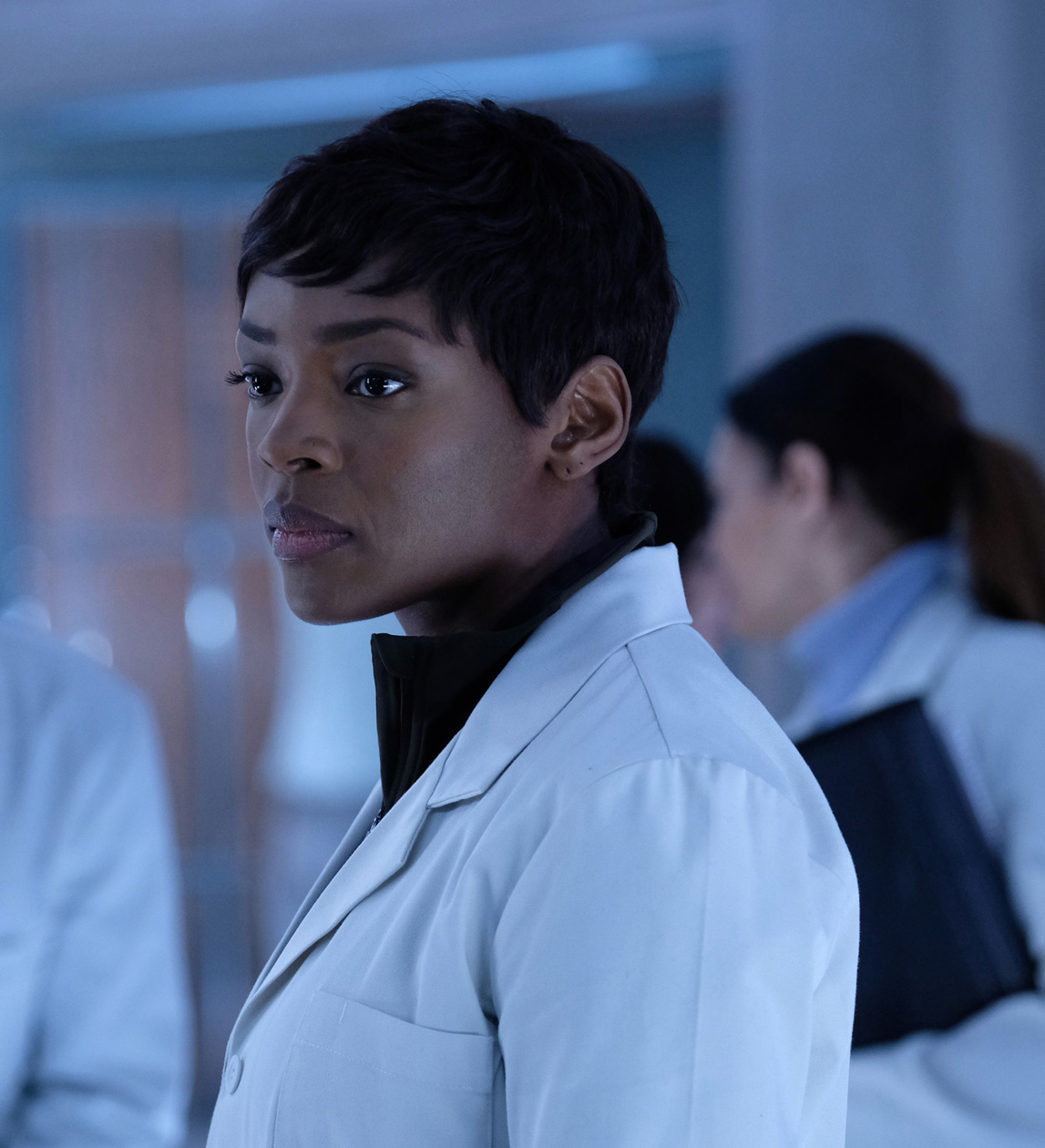 The Passage Season 1 Episode 1: Pilot Recap – Metawitches